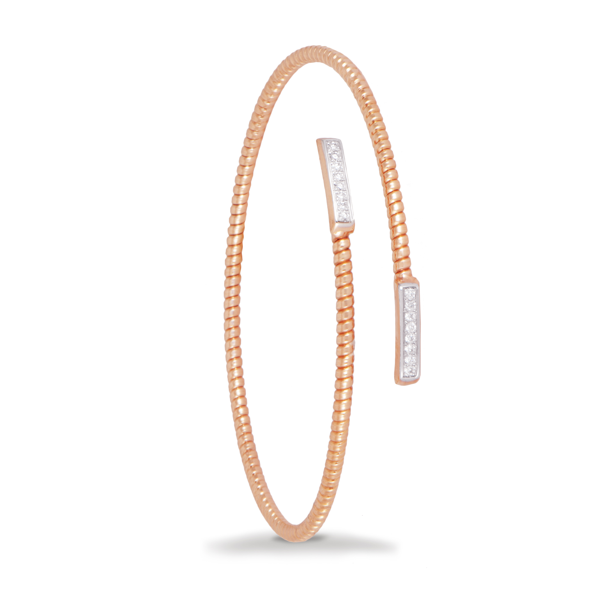 Pink gold bracelet with white diamonds